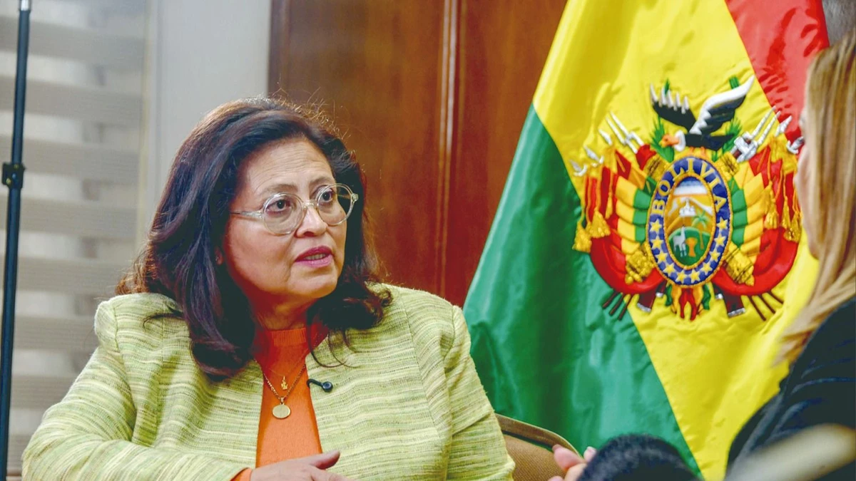 Colegio Médico de La Paz respalda a Marcela Flores como ministra de ...